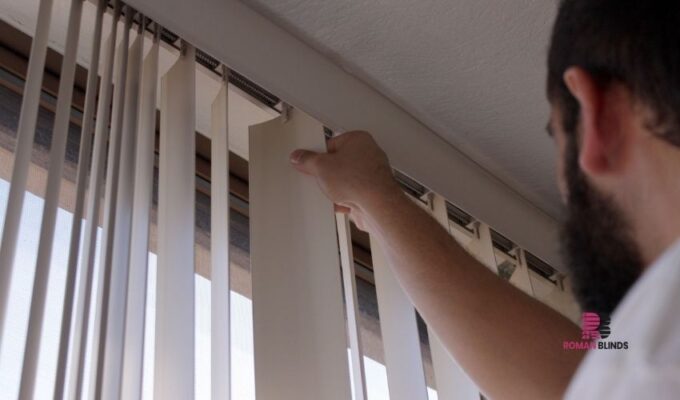 How to Fix Broken Vertical Blinds? | 4 Quick Fixing Method